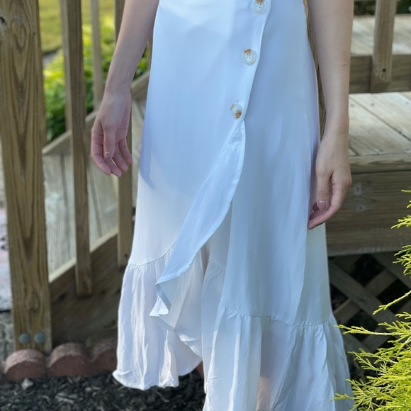 ally rose | Skirts | Ally Rose White Midi Skirt | Poshmark